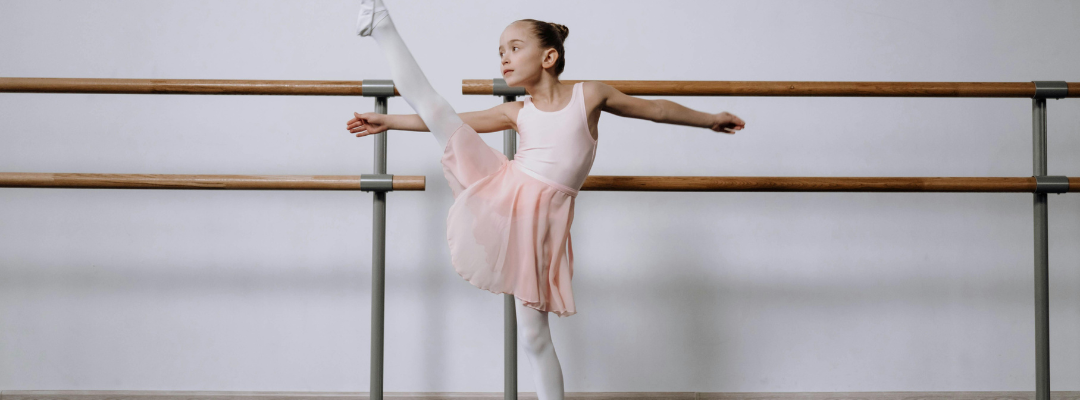 Tots Dance – Posé